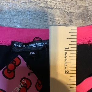 SHEIN | Tops | Hello Kitty X Shein Crop Tee | Poshmark